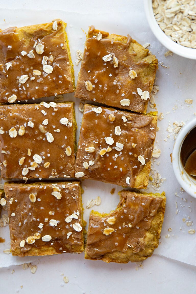Oatmeal Pumpkin Shortbread Bars with Salted Caramel