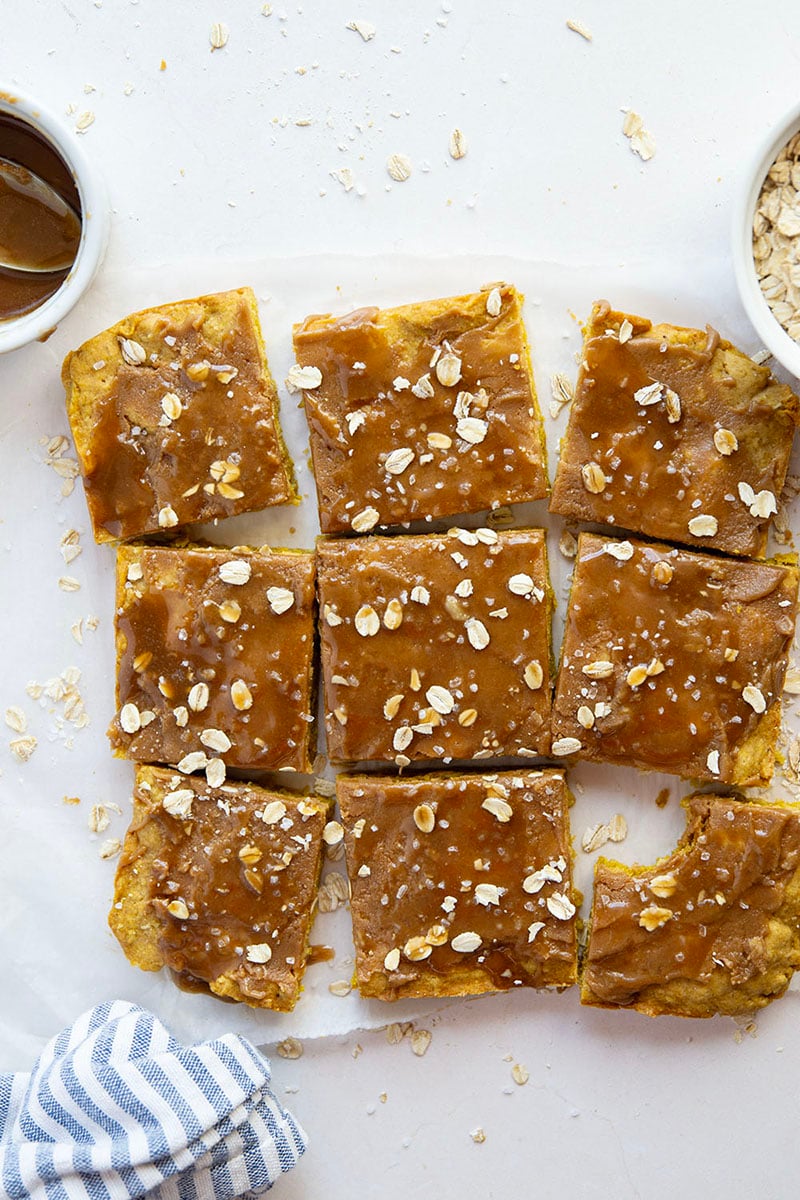 Oatmeal Pumpkin Shortbread Bars with Salted Caramel