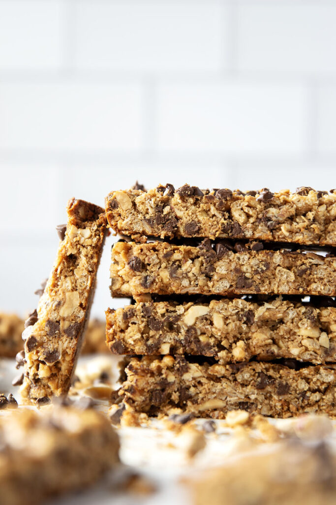 Peanut Butter Chocolate Granola Bars