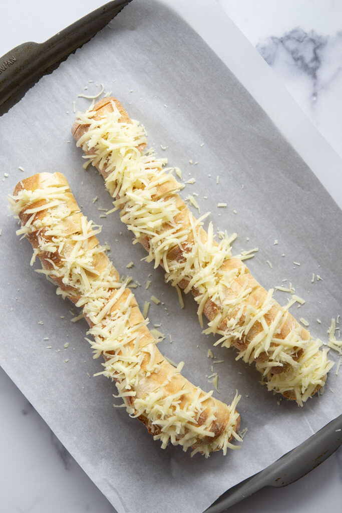 Cheesy Garlic Hasselback Bread