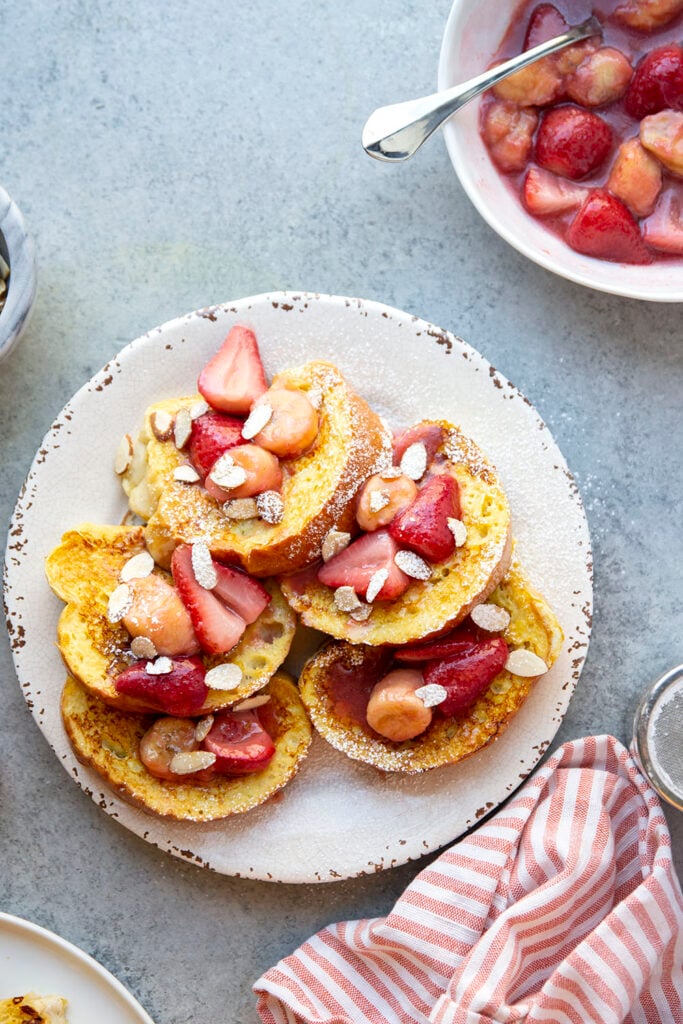 Amaretto French Toast with Caramelized Strawberry Banana Sauce