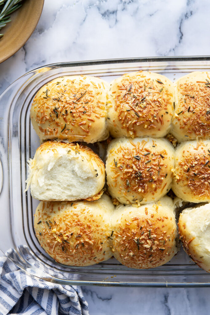 Asiago Rosemary Dinner Rolls