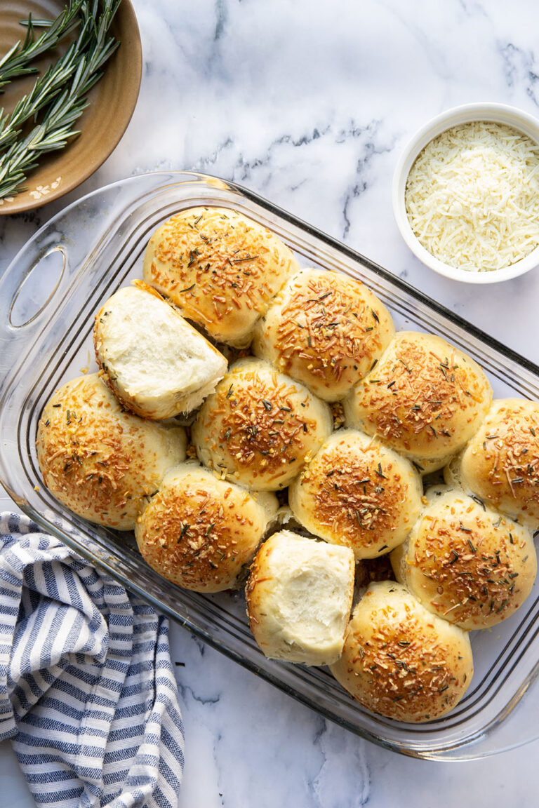 Asiago Rosemary Dinner Rolls