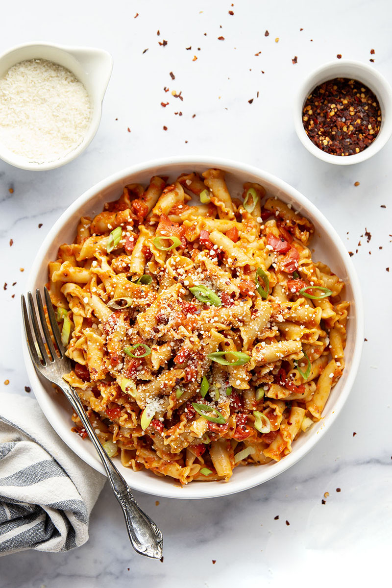 Spicy Roasted Red Pepper Pasta